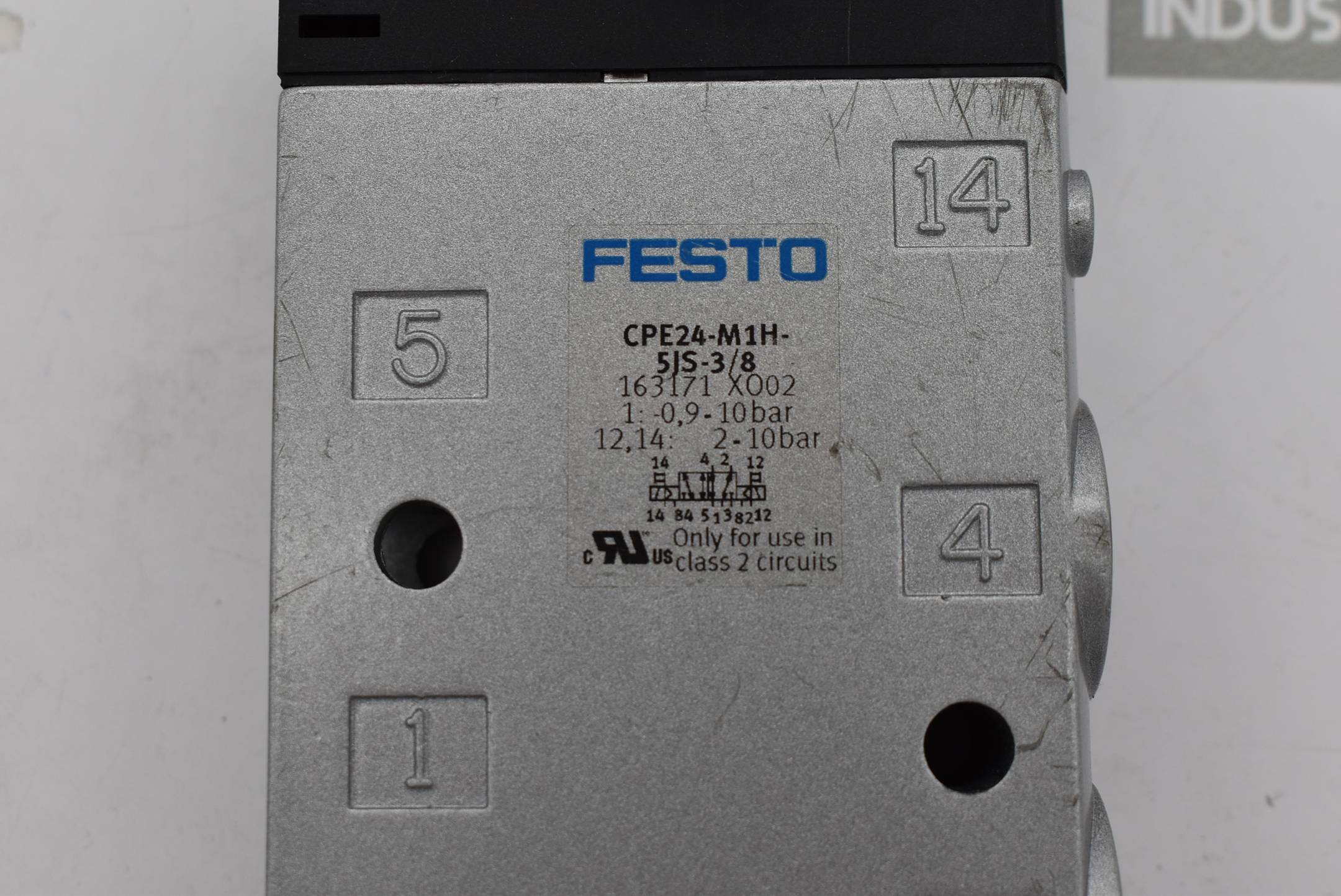 Festo Magnetventil CPE24-M1H-5JS-3/8 inkl. 2x Festo MSEB-3-24V DC 1,5W